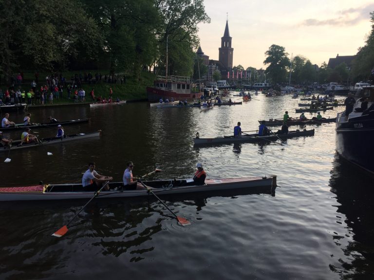 Aengwirden/Tromp combi wint nipt de 33e elfstedenroeimarathon | Roeien.nl