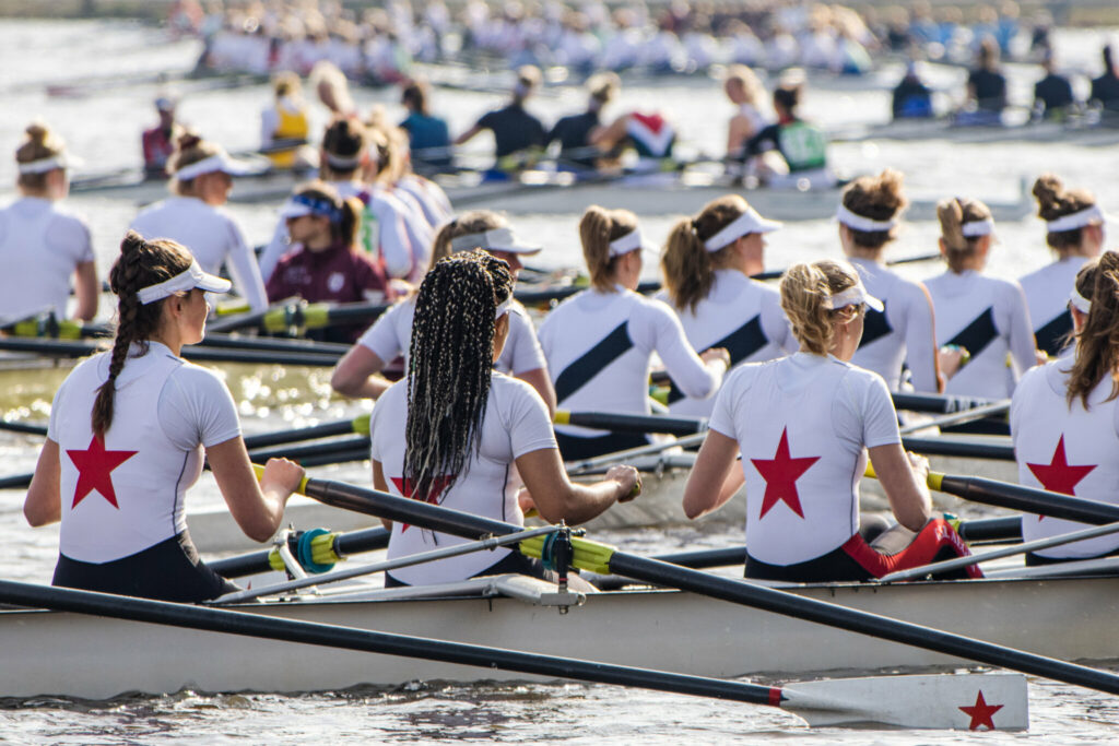 Nederlands roeiseizoen van start met 50e Heineken Roeivierkamp | Roeien.nl