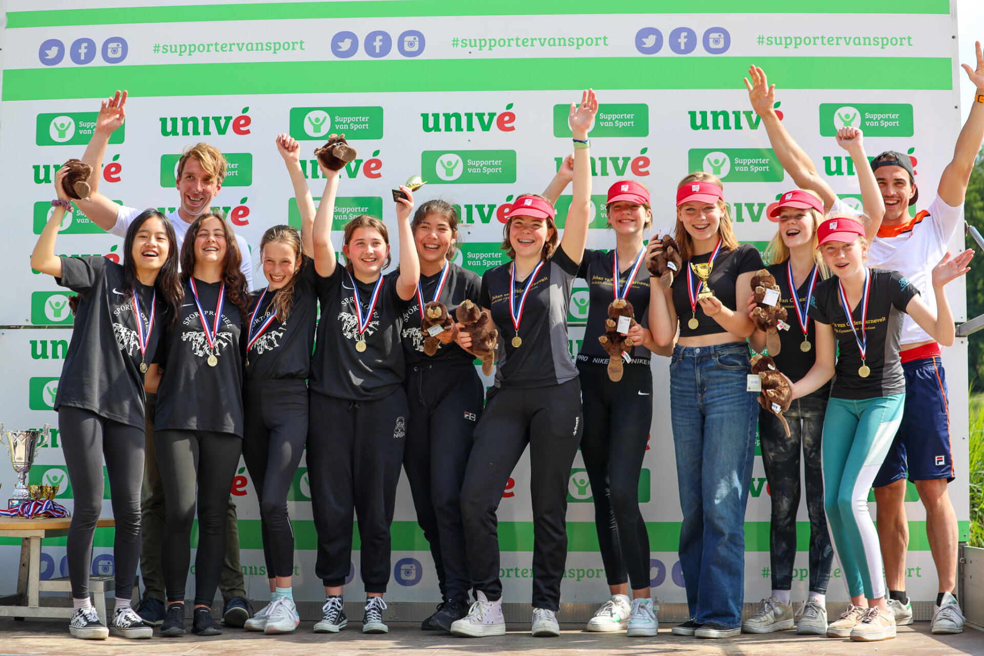 Rudolf Steiner College uit Haarlem is Nederlands Kampioen Schoolroeien ...