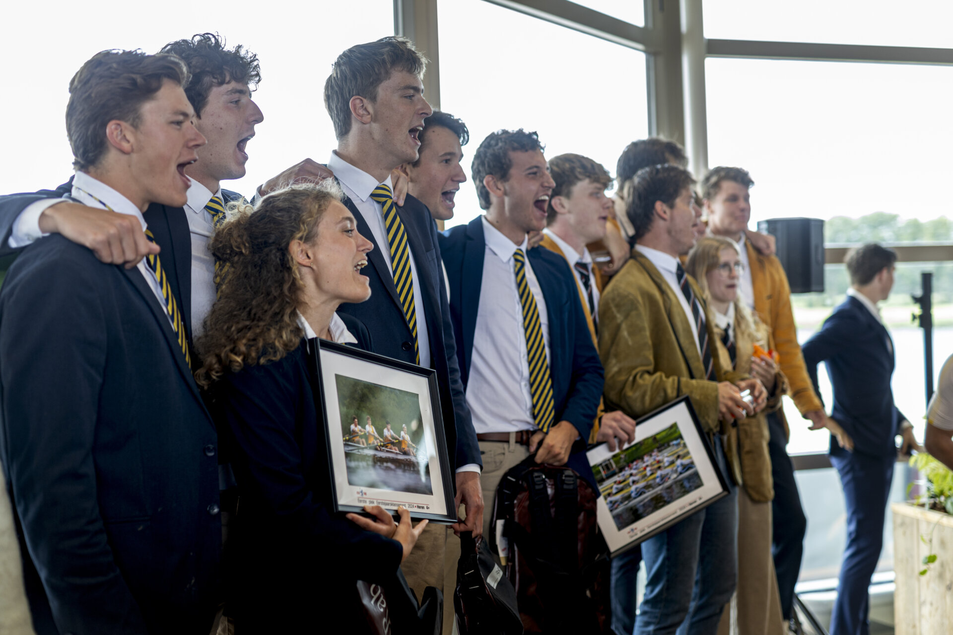 Deze ploegen winnen het KNRB Eerstejaars Klassement 2024 | Roeien.nl