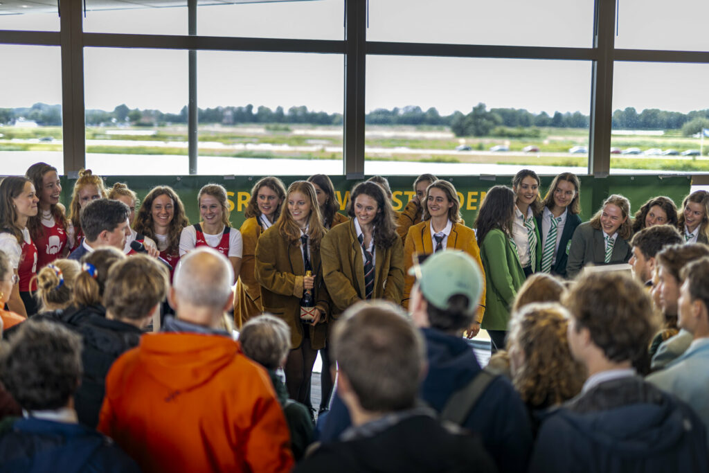 Deze ploegen winnen het KNRB Eerstejaars Klassement 2024 | Roeien.nl