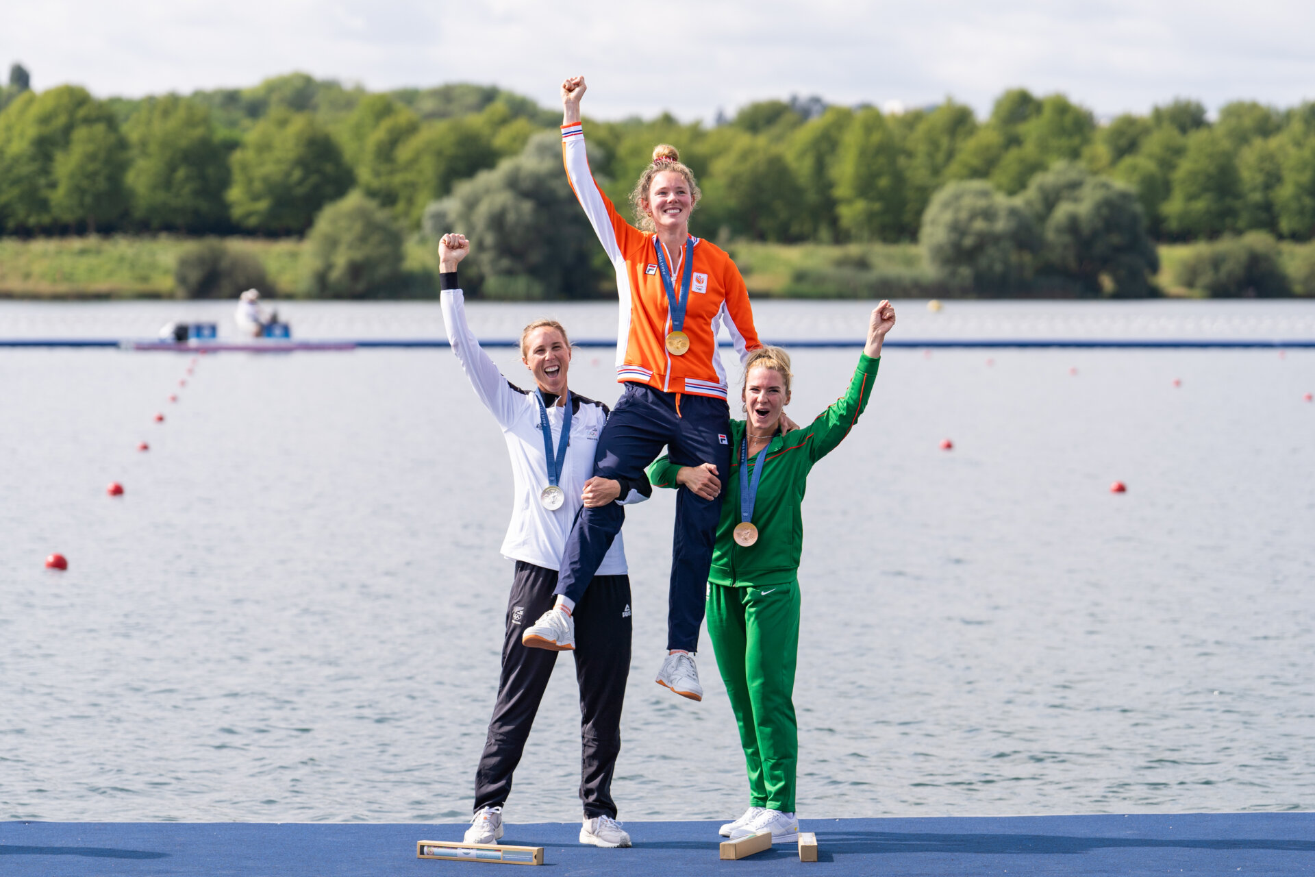 Nederland domineert Olympisch roei-toernooi met vier keer goud, drie ...