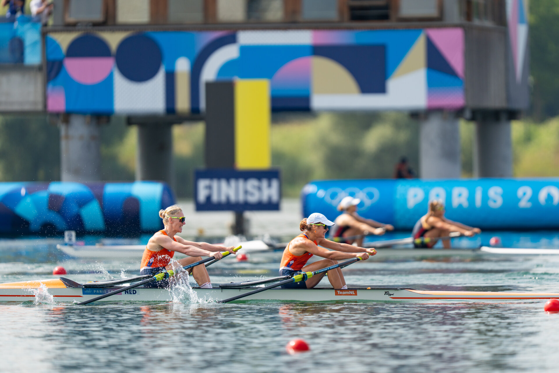 Nederland domineert Olympisch roei-toernooi met vier keer goud, drie ...