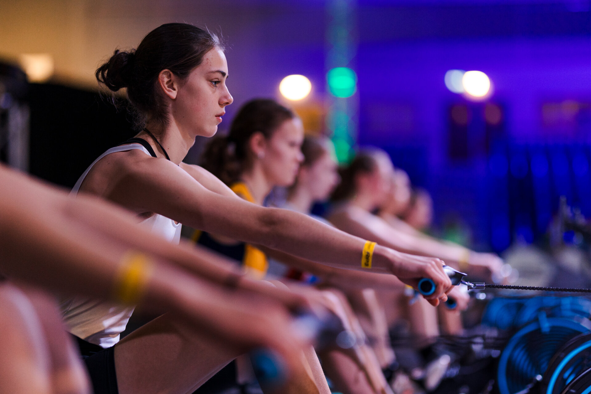 Laga en Elite roeiers triomferen op spannende NK Indoorroeien | Roeien.nl