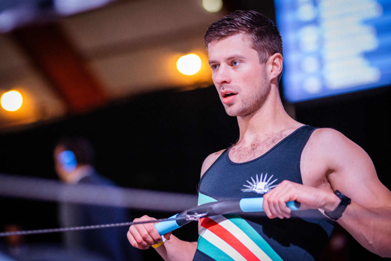 Laga en Elite roeiers triomferen op spannende NK Indoorroeien | Roeien.nl
