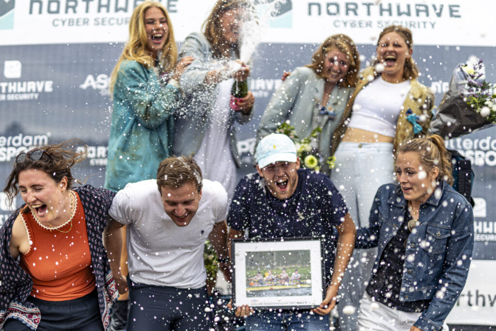 Einde seizoen in zicht: uitreikingen klassementen | Roeien.nl